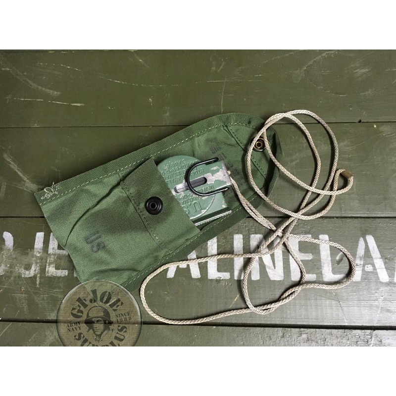 US ARMY ALICE COMBAT SYSTEM COMPASS AND FIRST AID POUCH